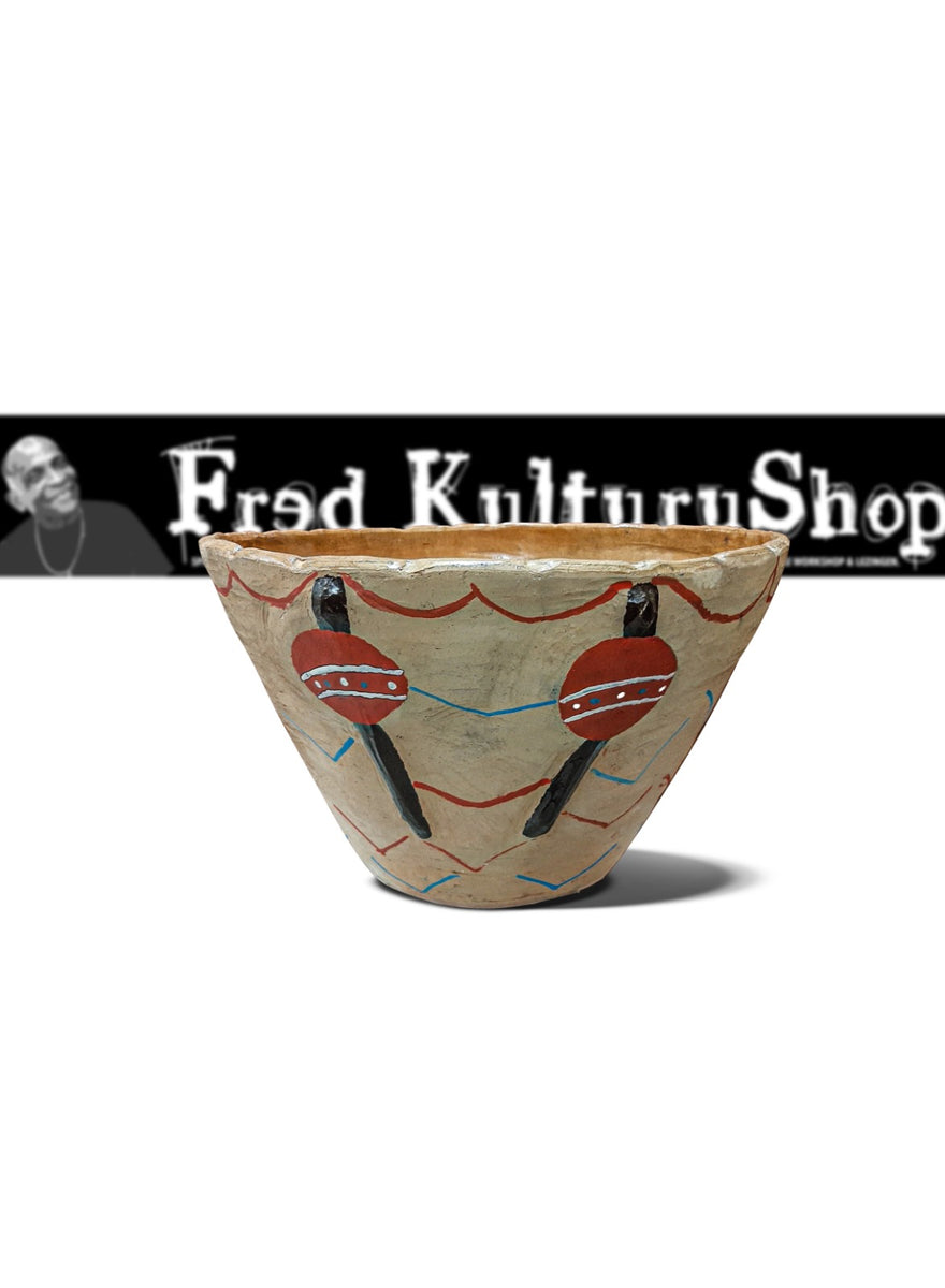 Prapies, djaroesoe stoeroes, waka tiki, Ingi nefi, bangi, kettingen ...